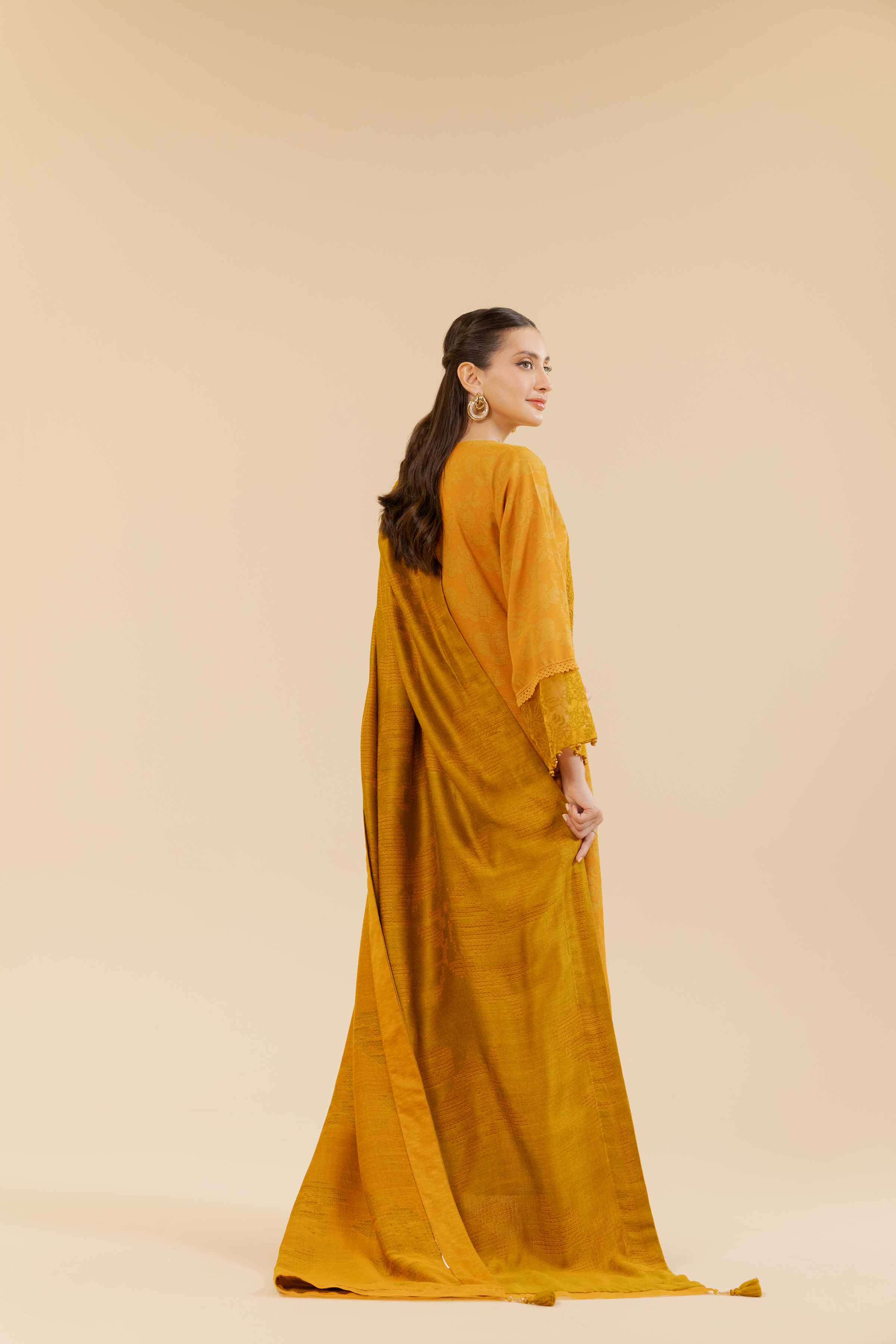 3 Piece Unstitched Printed Embroidered Winter Vol-2 Collection 2024 – Nishat FPS