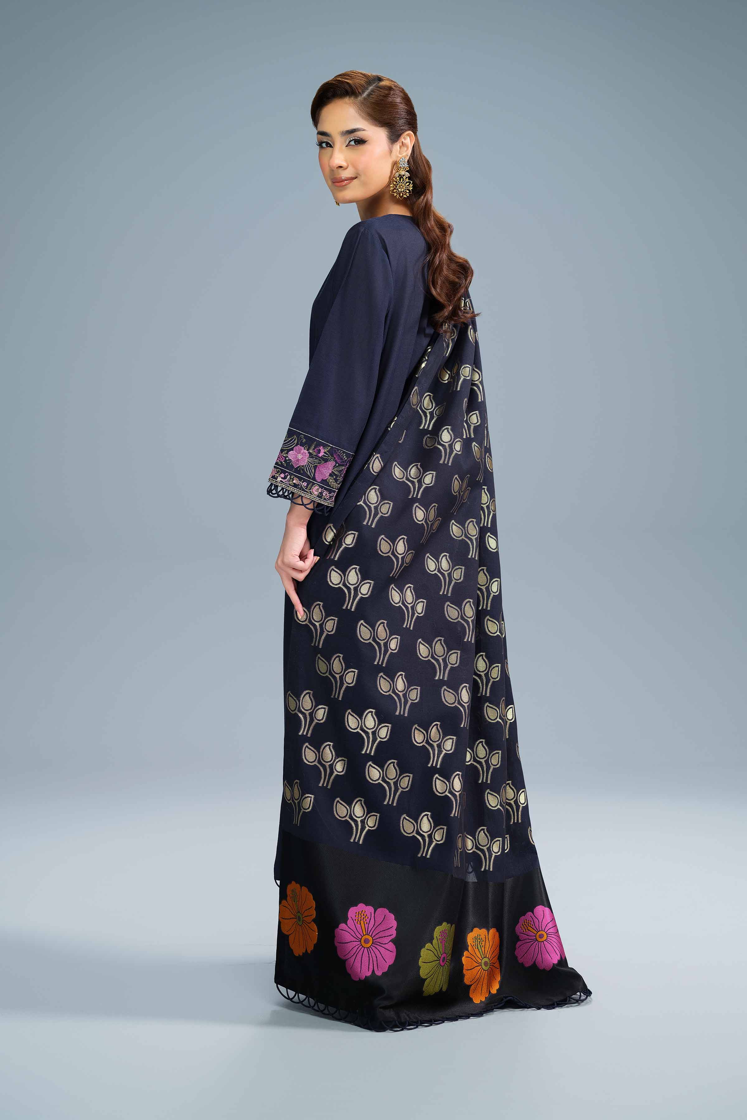 3 Piece Unstitched Embroidered Winter Collection 2024 – Nishat FPS